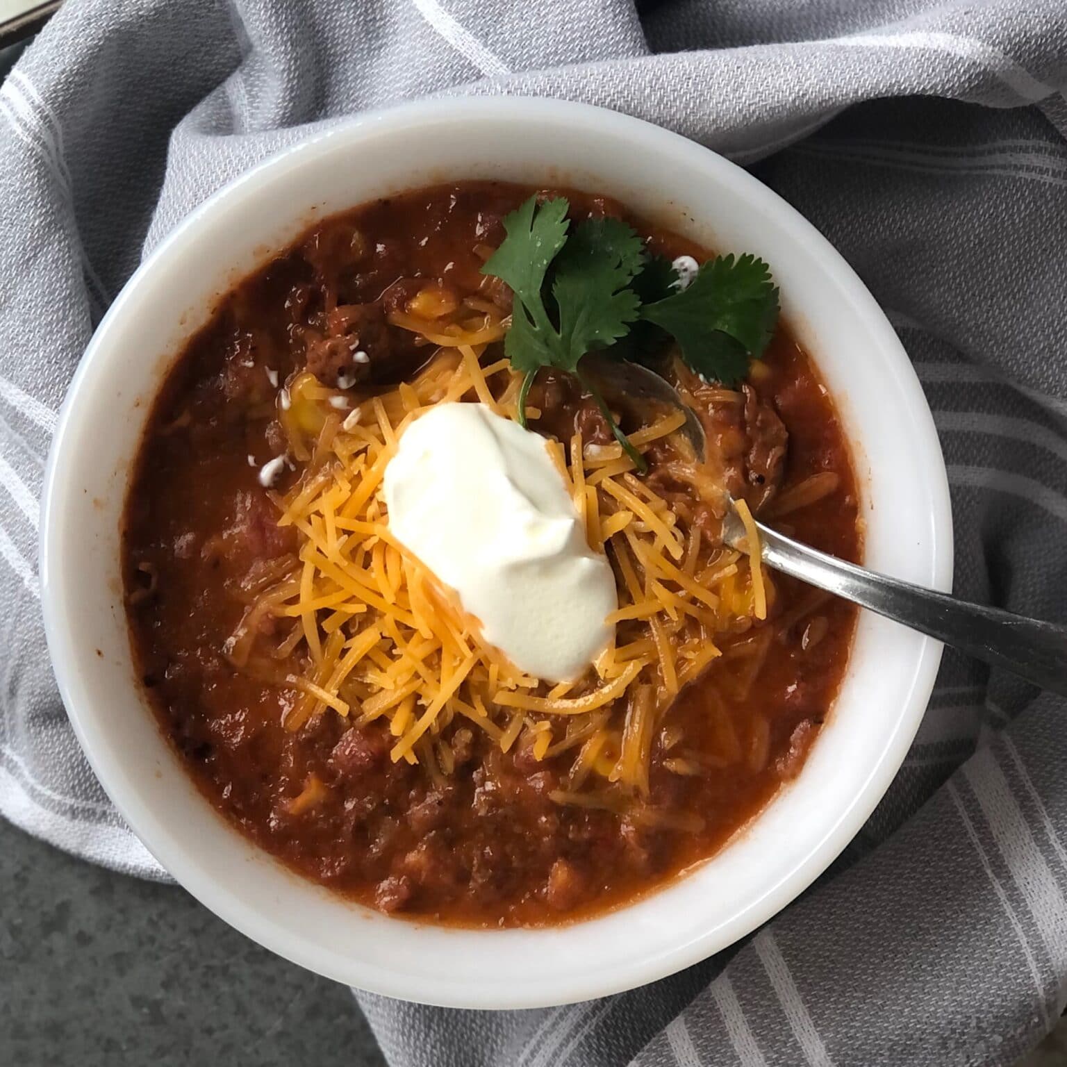 Deliciously Easy Old-Fashioned Lemon Iced Tea | Each Ordinary Moment