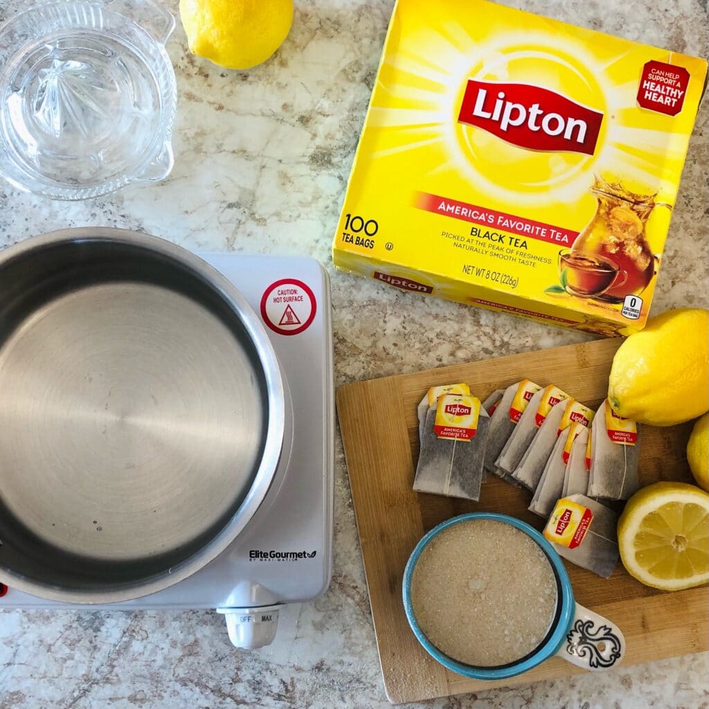 Deliciously Easy Old-Fashioned Lemon Iced Tea | Each Ordinary Moment